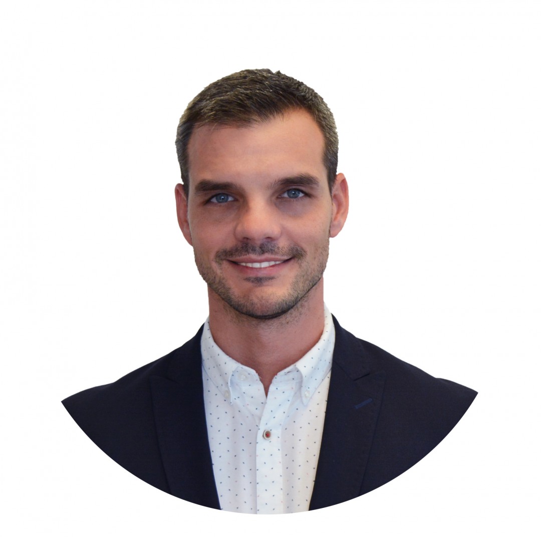 Equipo - https://www.integralshipping.com